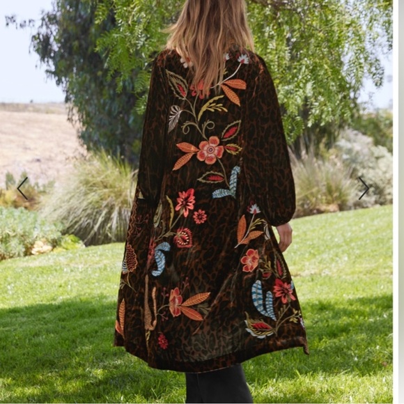 Johnny Was | Tops | Johnny Was Velvet Cheetah Embroidered Kimono Nwt ...